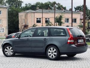 Grey Volvo V50 2005 in Rezekne, with an engine capacity of 1.80 L and mileage of 269 thousand km for 1250 €, photo 3 on AUTOMOTO.COM.LV