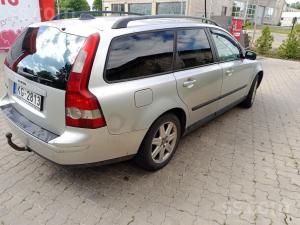 Pelēks Volvo V50 2005 Talsi, ar dzinēja tilpumu 1.60 L un nobraukumu 412 tūkst. km par 1000 €, foto 2 vietnē AUTOMOTO.COM.LV