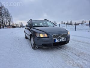 Grey Volvo V50 2005 in Balvi, with an engine capacity of 1.60 L and mileage of 409 thousand km for 1200 €, photo  on AUTOMOTO.COM.LV