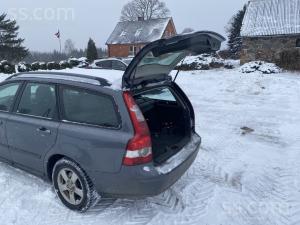 Pelēks Volvo V50 2005 Valmiera, ar dzinēja tilpumu 1.60 L un nobraukumu 312 tūkst. km par 1850 €, foto 11 vietnē AUTOMOTO.COM.LV