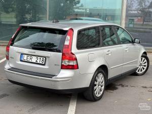 Grey Volvo V50 2005 in Siauliai, with an engine capacity of 2.00 L and mileage of 260 thousand km for 1550 €, photo 5 on AUTOMOTO.COM.LV
