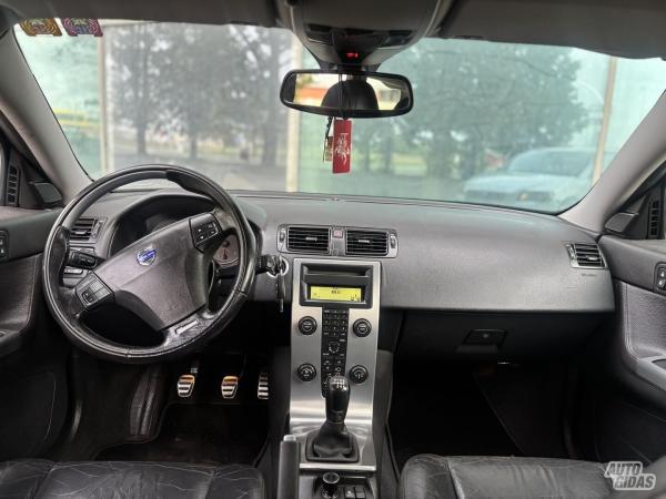 Pelēks Volvo V50 2005 Šauļi, ar dzinēja tilpumu 2.00 L un nobraukumu 260 tūkst. km par 1550 €, foto 8 vietnē AUTOMOTO.COM.LV