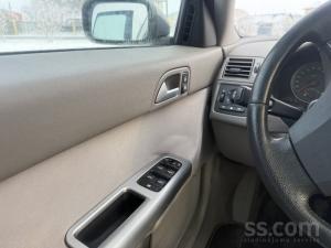 Pelēks Volvo V50 2005 Bauska, ar dzinēja tilpumu 2.00 L un nobraukumu 328 tūkst. km par 1490 €, foto 9 vietnē AUTOMOTO.COM.LV