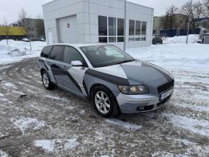 Pelēks Volvo V50 2005 Viļņa, ar dzinēja tilpumu 1.56 L un nobraukumu 376 tūkst. km par 890 €, foto 7 vietnē AUTOMOTO.COM.LV