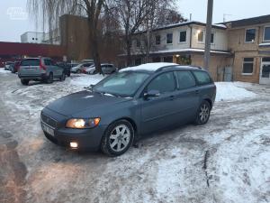Grey Volvo V50 2005 in Kaunas, with an engine capacity of 2.00 L and mileage of 300 thousand km for 750 €, photo 2 on AUTOMOTO.COM.LV