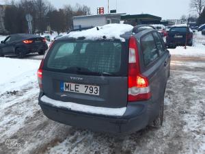 Grey Volvo V50 2005 in Kaunas, with an engine capacity of 2.00 L and mileage of 300 thousand km for 750 €, photo 9 on AUTOMOTO.COM.LV