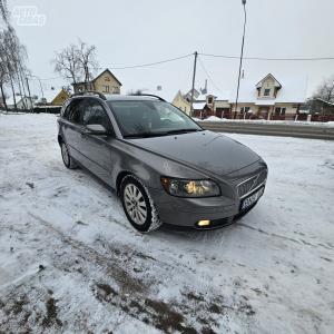 Pelēks Volvo V50 2005 Šauļi, ar dzinēja tilpumu 2.00 L un nobraukumu 326 tūkst. km par 980 €, foto 3 vietnē AUTOMOTO.COM.LV