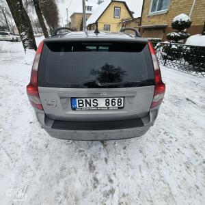 Pelēks Volvo V50 2005 Šauļi, ar dzinēja tilpumu 2.00 L un nobraukumu 326 tūkst. km par 980 €, foto 7 vietnē AUTOMOTO.COM.LV