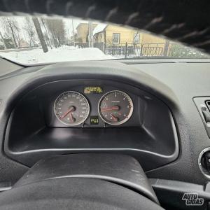 Pelēks Volvo V50 2005 Šauļi, ar dzinēja tilpumu 2.00 L un nobraukumu 326 tūkst. km par 980 €, foto 18 vietnē AUTOMOTO.COM.LV