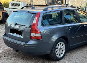 Pelēks Volvo V50 2005 Klaipėda, ar dzinēja tilpumu 2.00 L un nobraukumu 273 tūkst. km par 750 €, foto 3 vietnē AUTOMOTO.COM.LV