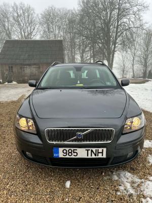 Grey Volvo V50 2005 in Elva, with an engine capacity of 2.00 L and mileage of 359 thousand km for 2500 €, photo 3 on AUTOMOTO.COM.LV