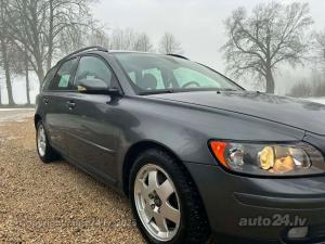 Grey Volvo V50 2005 in Elva, with an engine capacity of 2.00 L and mileage of 359 thousand km for 2500 €, photo 5 on AUTOMOTO.COM.LV