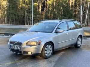 Pelēks Volvo V50 2005 Klaipėda, ar dzinēja tilpumu 2.00 L un nobraukumu 400 tūkst. km par 1499 €, foto 7 vietnē AUTOMOTO.COM.LV
