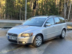 Grey Volvo V50 2005 in Klaipeda, with an engine capacity of 2.00 L and mileage of 400 thousand km for 1450 €, photo 7 on AUTOMOTO.COM.LV
