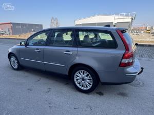 Pelēks Volvo V50 2005 Šauļi, ar dzinēja tilpumu 2.00 L un nobraukumu 320 tūkst. km par 1199 €, foto 5 vietnē AUTOMOTO.COM.LV