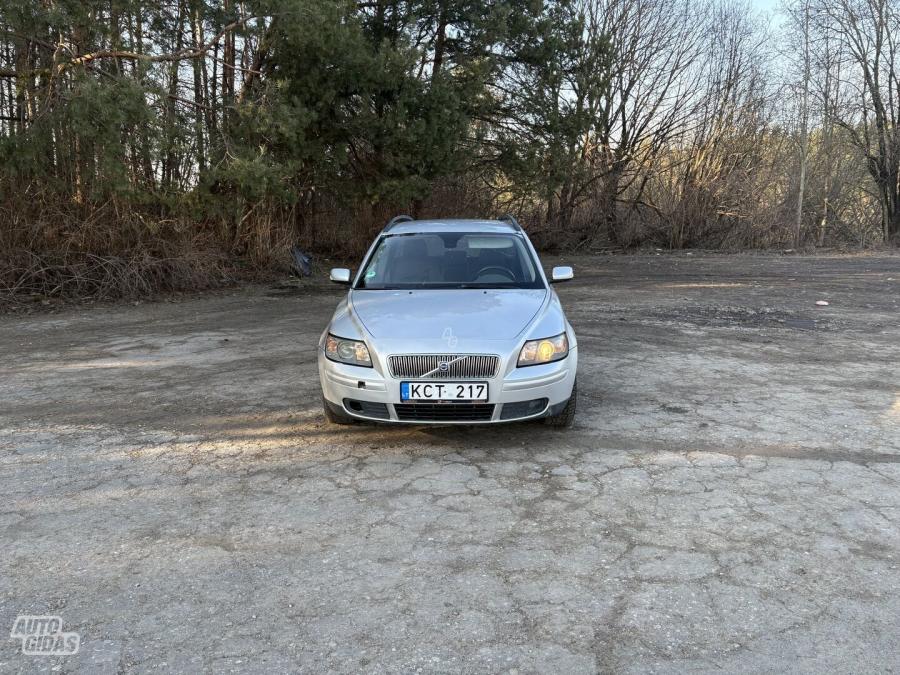 Pelēks Volvo V50 2005 Anykščiai, ar dzinēja tilpumu 2.00 L un nobraukumu 299 tūkst. km par 450 €, foto 7 vietnē AUTOMOTO.COM.LV