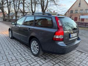Pelēks Volvo V50 2005 Tartu, ar dzinēja tilpumu 1.60 L un nobraukumu 374 tūkst. km par 1800 €, foto 4 vietnē AUTOMOTO.COM.LV