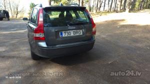 Grey Volvo V50 2005 in Parnu, with an engine capacity of 2.00 L and mileage of 261 thousand km for 1050 €, photo 8 on AUTOMOTO.COM.LV