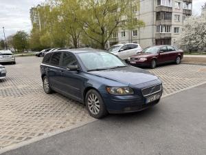 Pelēks Volvo V50 2005 Viļņa, ar dzinēja tilpumu 2.00 L un nobraukumu 322 tūkst. km par 580 €, foto 4 vietnē AUTOMOTO.COM.LV