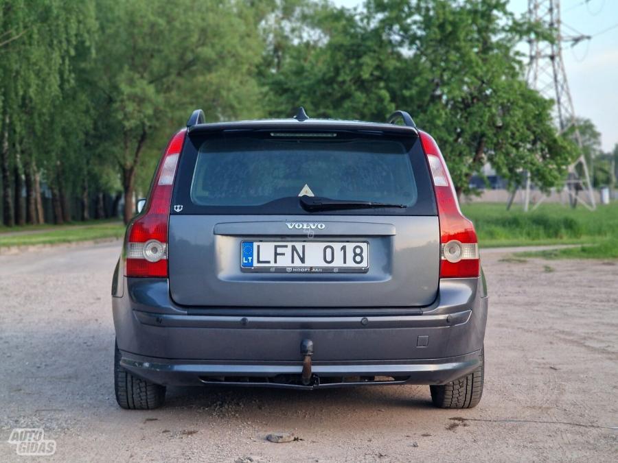 Grey Volvo V50 2005 in Vilnius, with an engine capacity of 2.00 L and mileage of 298 thousand km for 1200 €, photo 7 on AUTOMOTO.COM.LV