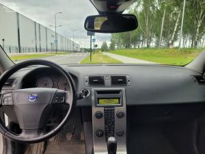 Grey Volvo V50 2005 in Vilnius, with an engine capacity of 2.00 L and mileage of 238 thousand km for 880 €, photo 10 on AUTOMOTO.COM.LV