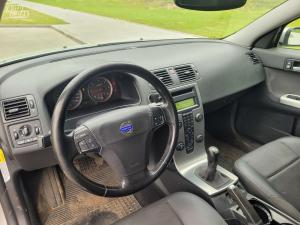 Grey Volvo V50 2005 in Vilnius, with an engine capacity of 2.00 L and mileage of 238 thousand km for 880 €, photo 11 on AUTOMOTO.COM.LV