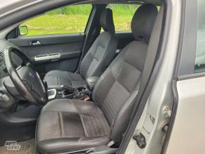 Grey Volvo V50 2005 in Vilnius, with an engine capacity of 2.00 L and mileage of 238 thousand km for 880 €, photo 12 on AUTOMOTO.COM.LV