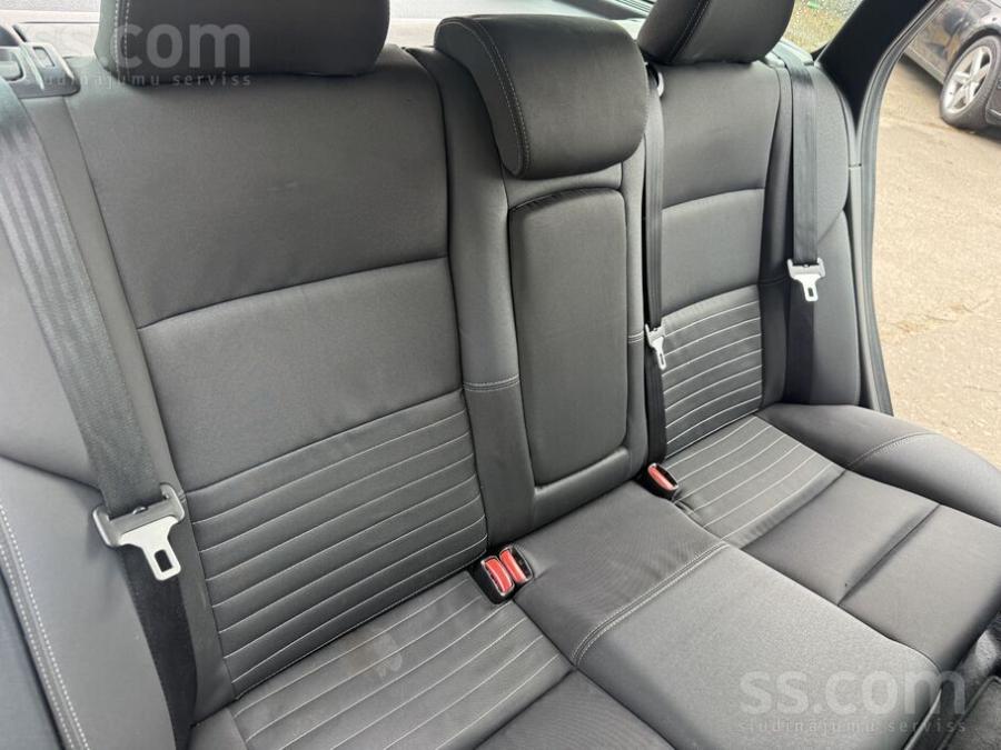 Grey Volvo V50 2005 in Riga, with an engine capacity of 2.40 L and mileage of 213 thousand km for 3350 €, photo 12 on AUTOMOTO.COM.LV
