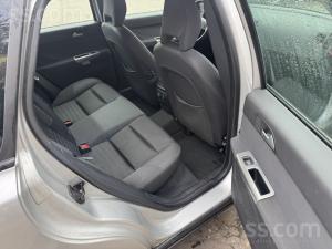 Grey Volvo V50 2005 in Riga, with an engine capacity of 2.40 L and mileage of 213 thousand km for 3350 €, photo 18 on AUTOMOTO.COM.LV