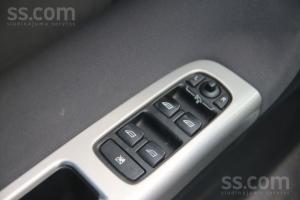 Pelēks Volvo V50 2005 Rīga, ar dzinēja tilpumu 2.00 L un nobraukumu 0 tūkst. km par 1490 €, foto 9 vietnē AUTOMOTO.COM.LV