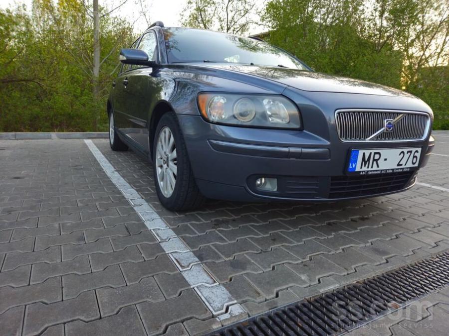 Pelēks Volvo V50 2005 Rīga, ar dzinēja tilpumu 1.60 L un nobraukumu 351 tūkst. km par 2000 €, foto 8 vietnē AUTOMOTO.COM.LV