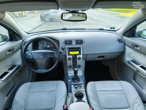 Pelēks Volvo V50 2005 Tauragė, ar dzinēja tilpumu 2.00 L un nobraukumu 368 tūkst. km par 1580 €, foto 12 vietnē AUTOMOTO.COM.LV