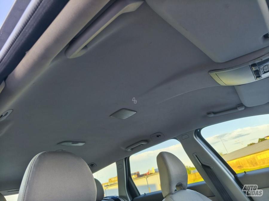 Pelēks Volvo V50 2005 Tauragė, ar dzinēja tilpumu 2.00 L un nobraukumu 368 tūkst. km par 1580 €, foto 18 vietnē AUTOMOTO.COM.LV