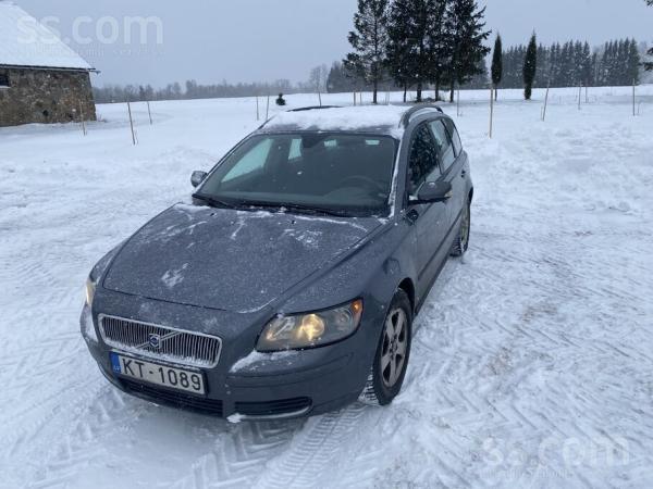 Pelēks Volvo V50 2005 Valmiera, ar dzinēja tilpumu 1.60 L un nobraukumu 312 tūkst. km par 1380 €, foto 7 vietnē AUTOMOTO.COM.LV