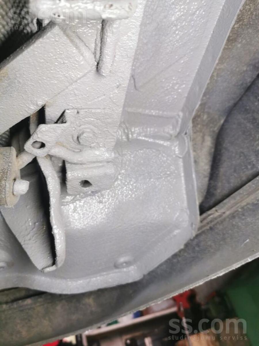 Grey Volvo V50 2005 in Riga, with an engine capacity of 2.00 L and mileage of 279 thousand km for 2550 €, photo 12 on AUTOMOTO.COM.LV