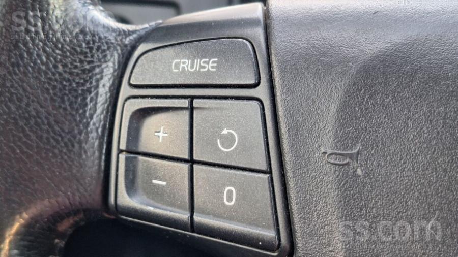 Pelēks Volvo V50 2005 Rīga, ar dzinēja tilpumu 2.00 L un nobraukumu 379 tūkst. km par 1200 €, foto 20 vietnē AUTOMOTO.COM.LV