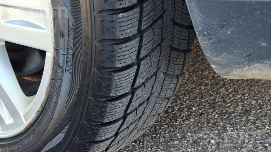 Pelēks Volvo V50 2005 Rīga, ar dzinēja tilpumu 2.00 L un nobraukumu 379 tūkst. km par 1200 €, foto 28 vietnē AUTOMOTO.COM.LV