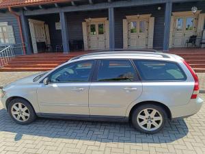 Grey Volvo V50 2005 in Druskininkai, with an engine capacity of 1.56 L and mileage of 387 thousand km for 1450 €, photo 9 on AUTOMOTO.COM.LV