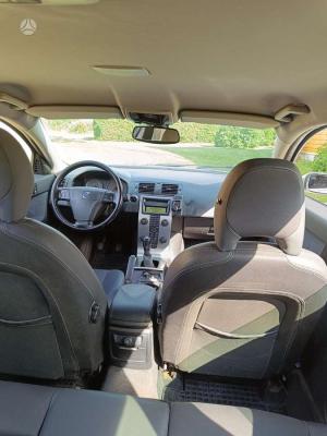 Grey Volvo V50 2005 in Druskininkai, with an engine capacity of 1.56 L and mileage of 387 thousand km for 1450 €, photo 20 on AUTOMOTO.COM.LV