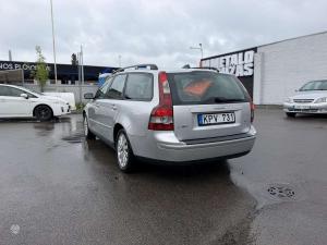 Grey Volvo V50 2005 in Kaunas, with an engine capacity of 2.00 L and mileage of 280 thousand km for 1450 €, photo 8 on AUTOMOTO.COM.LV
