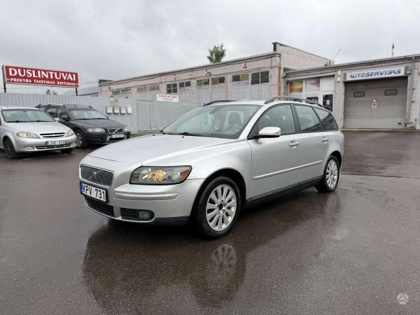 Pelēks Volvo V50 2005 Kauņa, ar dzinēja tilpumu 2.00 L un nobraukumu 280 tūkst. km par 1450 €, foto 9 vietnē AUTOMOTO.COM.LV