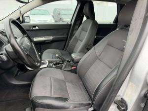 Grey Volvo V50 2005 in Kaunas, with an engine capacity of 2.00 L and mileage of 280 thousand km for 1450 €, photo 12 on AUTOMOTO.COM.LV