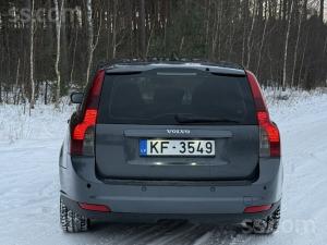 Pelēks Volvo V50 2005 Jelgava, ar dzinēja tilpumu 2.00 L un nobraukumu 335 tūkst. km par 1500 €, foto 7 vietnē AUTOMOTO.COM.LV