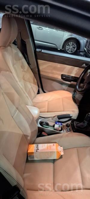 Pelēks Volvo V50 2005 Talsi, ar dzinēja tilpumu 2.00 L un nobraukumu 256 tūkst. km par 1299 €, foto 5 vietnē AUTOMOTO.COM.LV