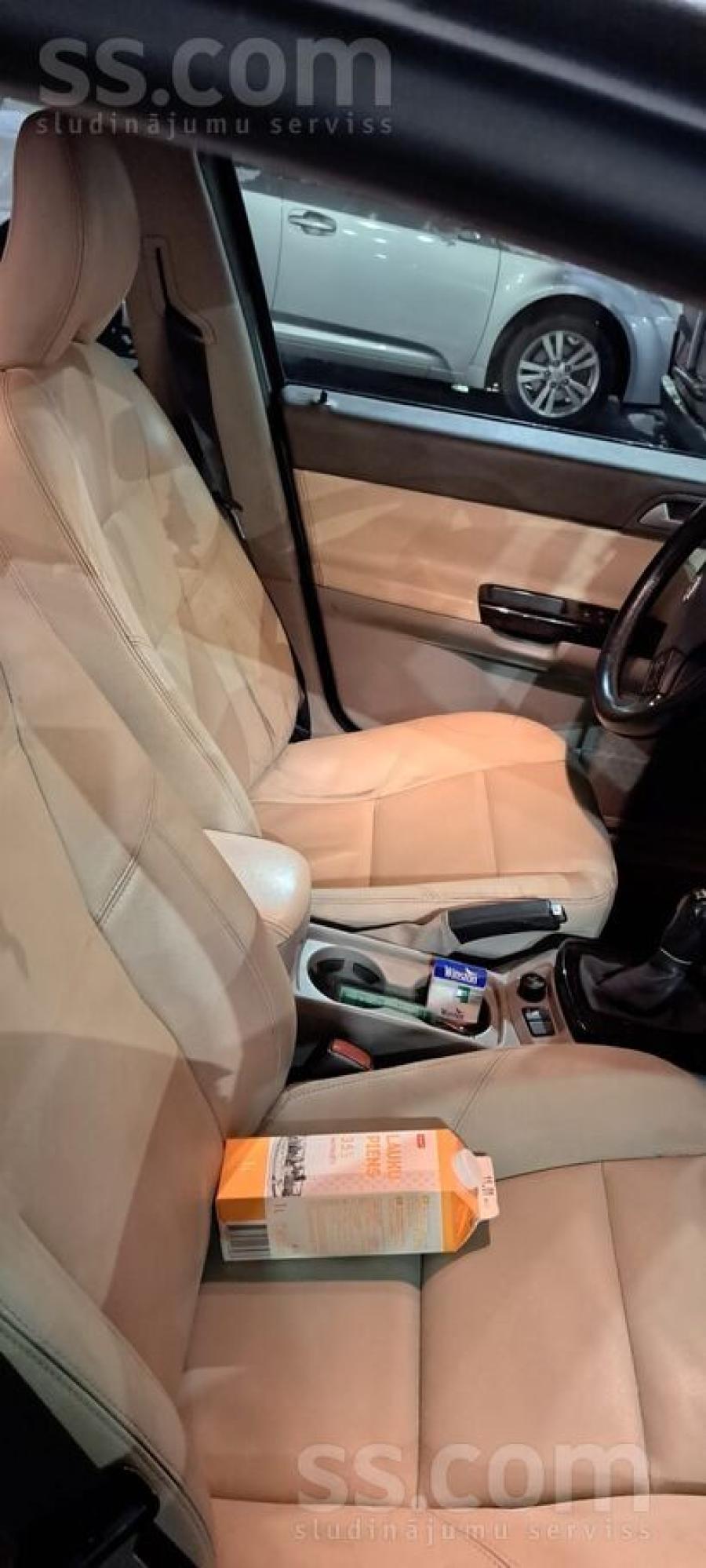 Pelēks Volvo V50 2005 Talsi, ar dzinēja tilpumu 2.00 L un nobraukumu 256 tūkst. km par 1299 €, foto 5 vietnē AUTOMOTO.COM.LV