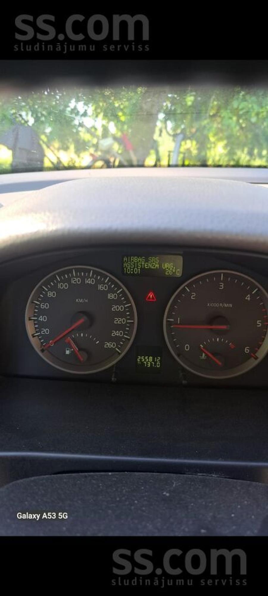 Pelēks Volvo V50 2005 Talsi, ar dzinēja tilpumu 2.00 L un nobraukumu 256 tūkst. km par 1299 €, foto 6 vietnē AUTOMOTO.COM.LV