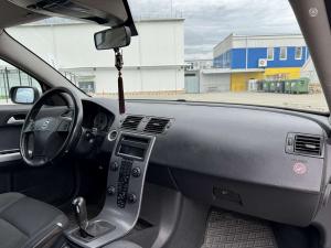 Grey Volvo V50 2005 in Panevezys, with an engine capacity of 1.80 L and mileage of 299 thousand km for 1150 €, photo 14 on AUTOMOTO.COM.LV