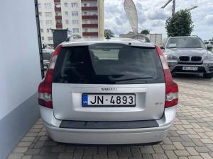 Pelēks Volvo V50 2005 Talsi, ar dzinēja tilpumu 1.60 L un nobraukumu 353 tūkst. km par 950 €, foto 5 vietnē AUTOMOTO.COM.LV