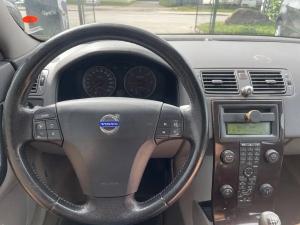 Pelēks Volvo V50 2005 Talsi, ar dzinēja tilpumu 1.60 L un nobraukumu 353 tūkst. km par 950 €, foto 14 vietnē AUTOMOTO.COM.LV