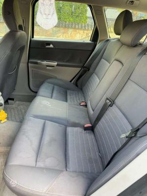 Grey Volvo V50 2005 in Panevezys, with an engine capacity of 2.44 L and mileage of 270 thousand km for 650 €, photo 7 on AUTOMOTO.COM.LV